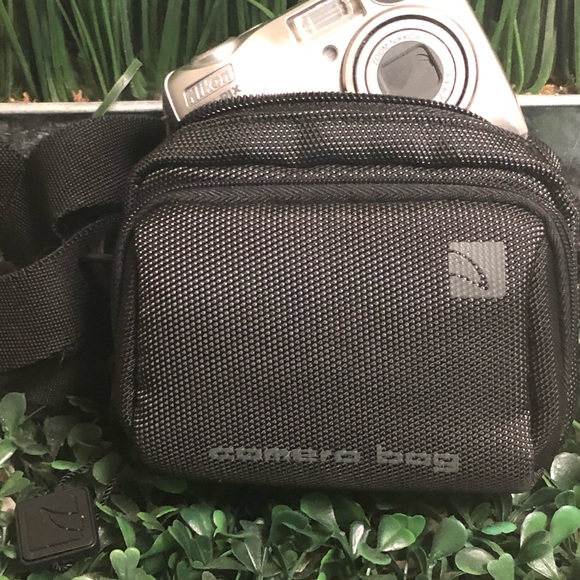 TUCANO | Cameras, Photo & Video | Camera Bag For Compact Camera Nwt ...